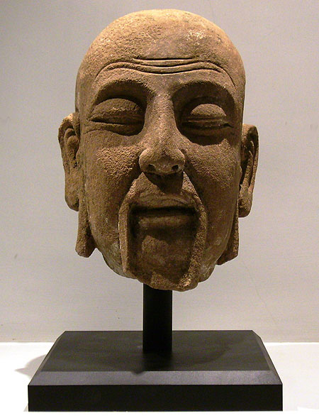 Luohan head in gres - Early Yuan Dynasty (1279 - 1368)